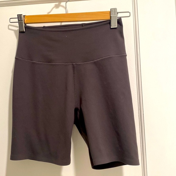 Uniqlo | Shorts | Uniqlo High Rise Bike Shorts | Poshmark